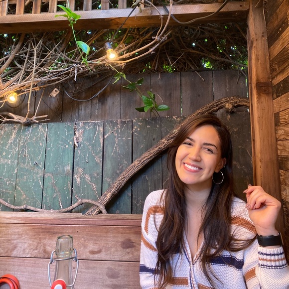 Jess' Closet (@jessers85) | Poshmark